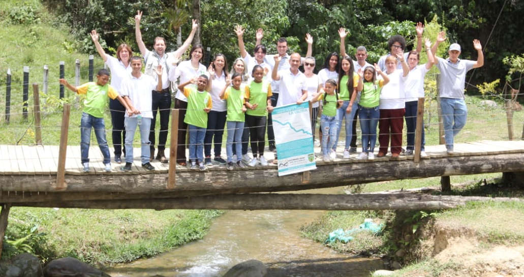 Páginas - Plan Quebradas del Valle de Aburrá